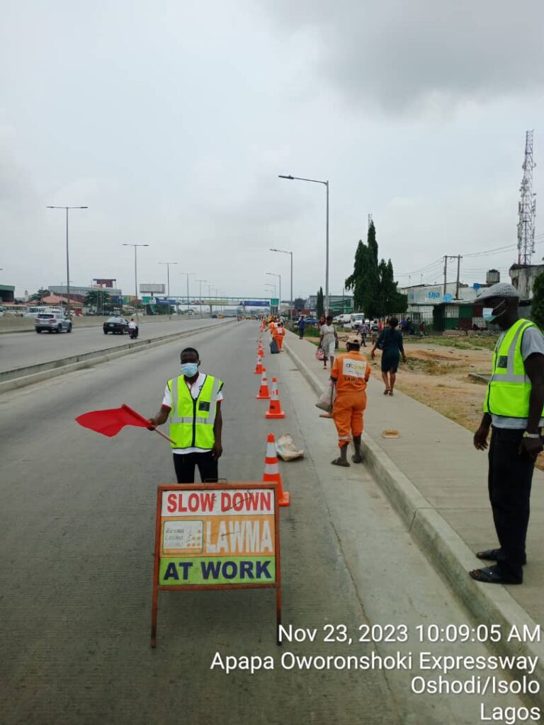 LAWMA reviews sanitation services on identified highways – OnePage Africa